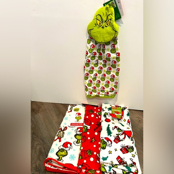 The Grinch | Holiday | Last Set Array Of Grinch Kitchen Towels Set Of 4 ...